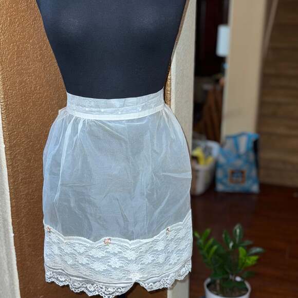 Unbranded | Kitchen | Vintage Sheer White Delicate Chiffon Lace Mini ...